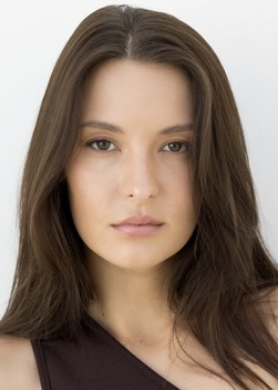 Taya K • Bali Model Agency