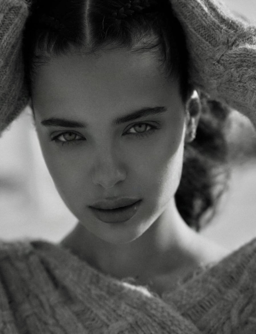 Ana B • Bali Model Agency